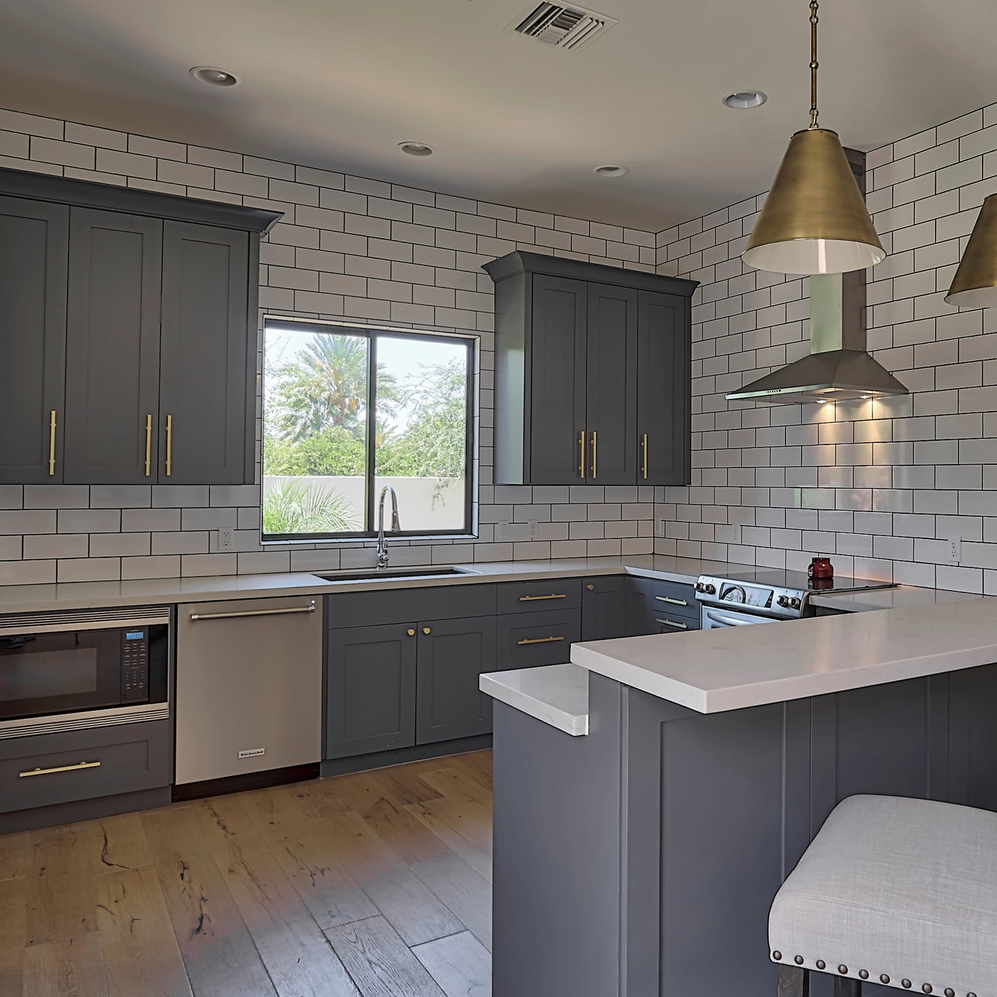 Custom Kitchen Cabinets - Luxury Builts LLC